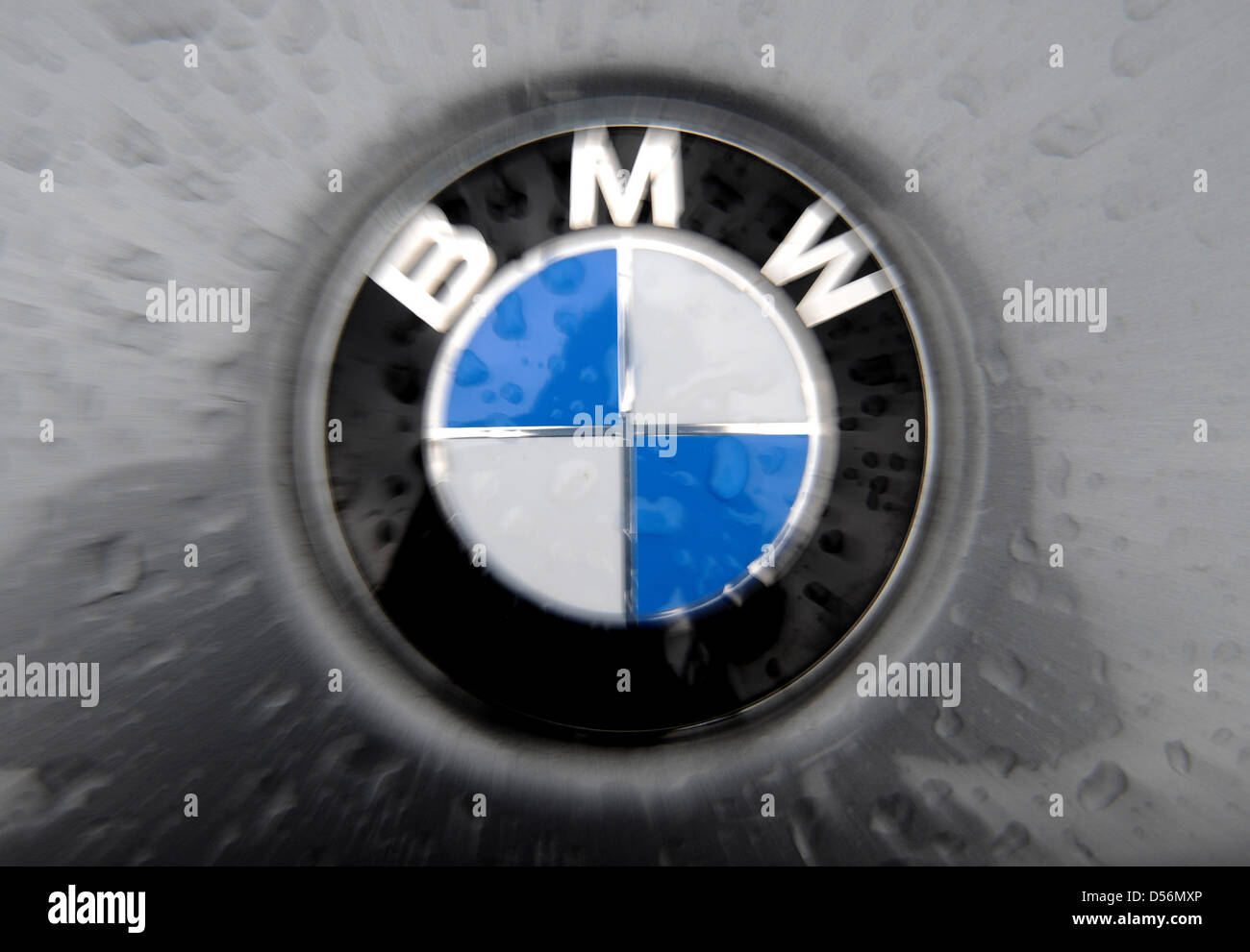 The logo of automaker BMW pictured on a car in Munich, Germany, 16 ...
