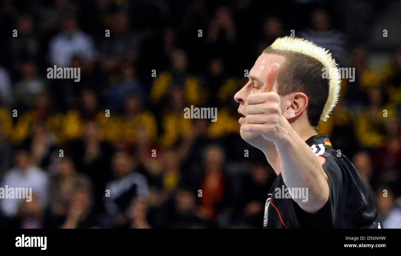 Sports spo handball_ team switzerland hi-res stock photography and ...