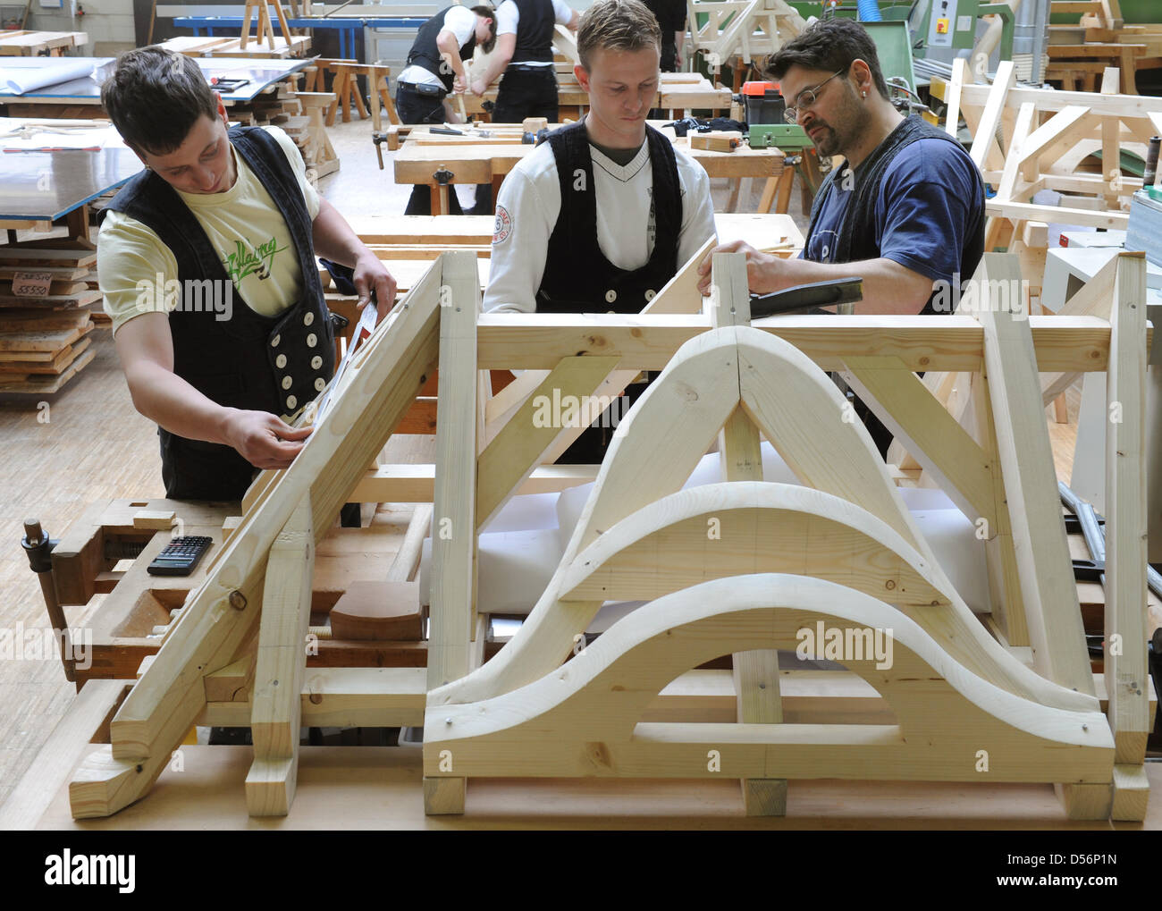 Apprentices for carpenter pictured at education and technology centre ...