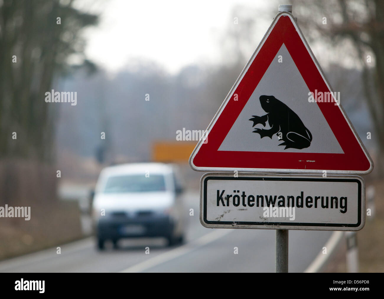 Toad Crossing Sign Germany High Resolution Stock Photography and Images ...