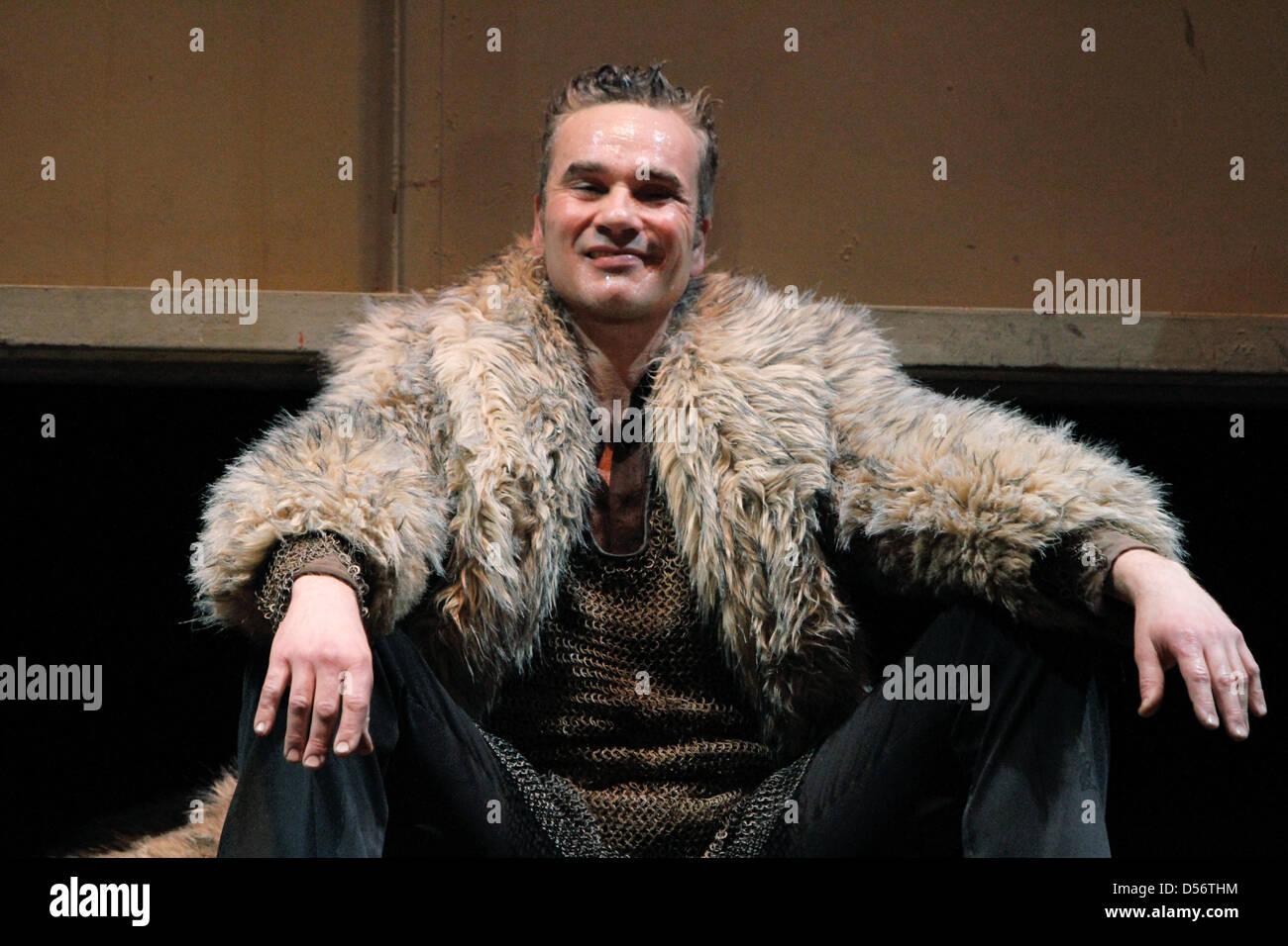 Ingo Huelsmann as King Gunther rehearses a part of 'The Nibelungs ...