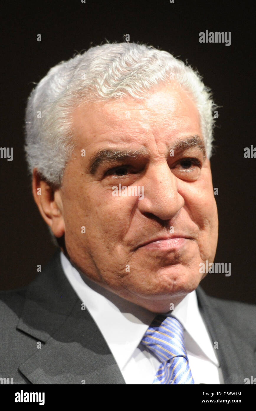 Egypt's antiquities chief Zahi Hawass speaks at the Congress Center ...