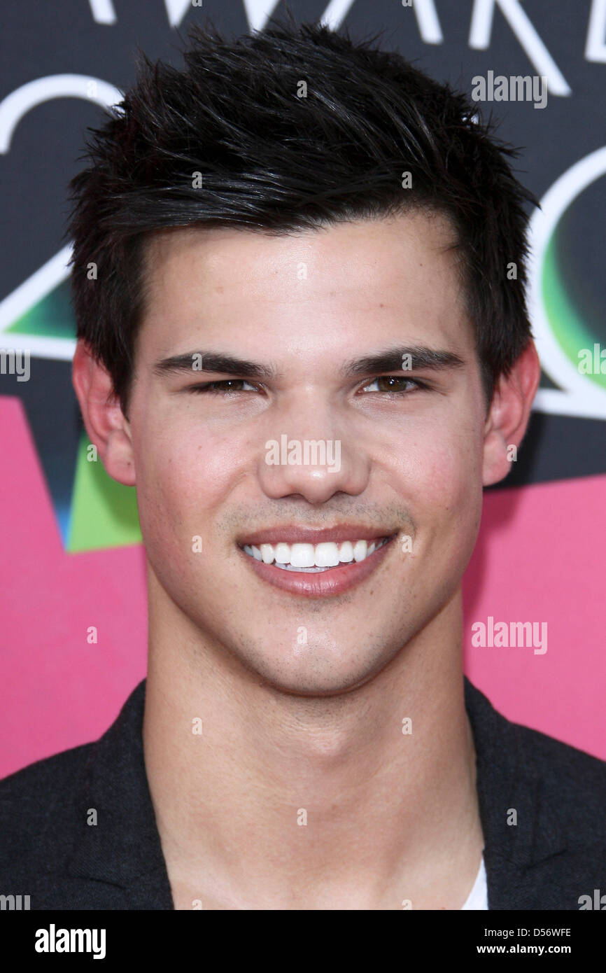 US actor Taylor Lautner arrives at Nickelodeon's 23rd Annual Kids ...