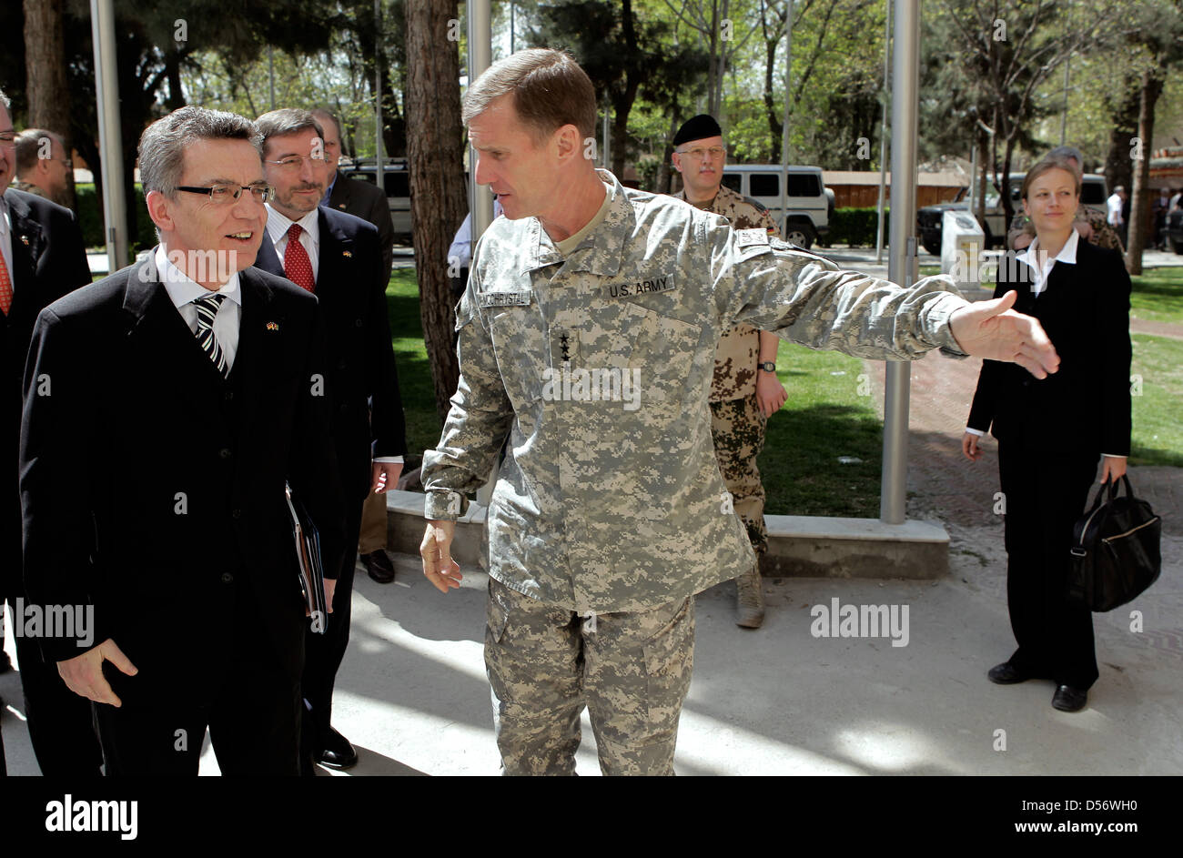 Isaf general hi-res stock photography and images - Alamy