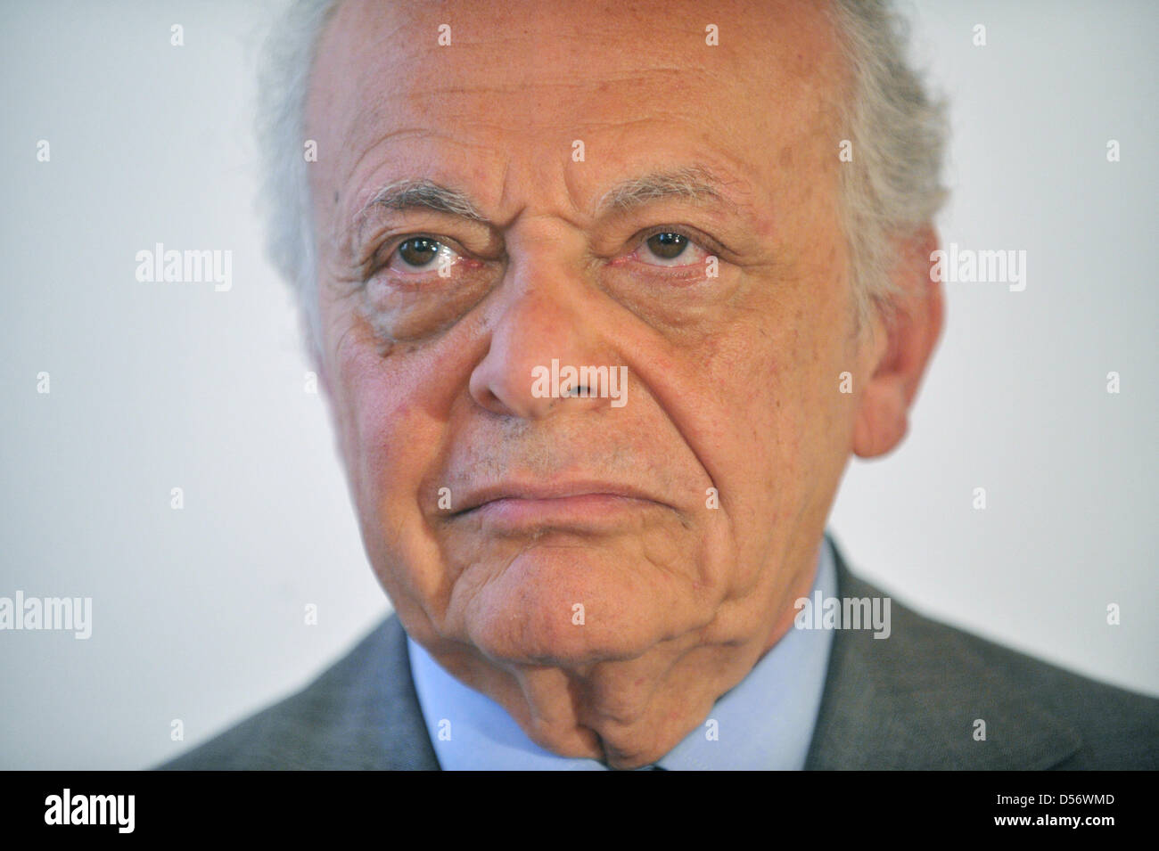Maazel hi-res stock photography and images - Alamy