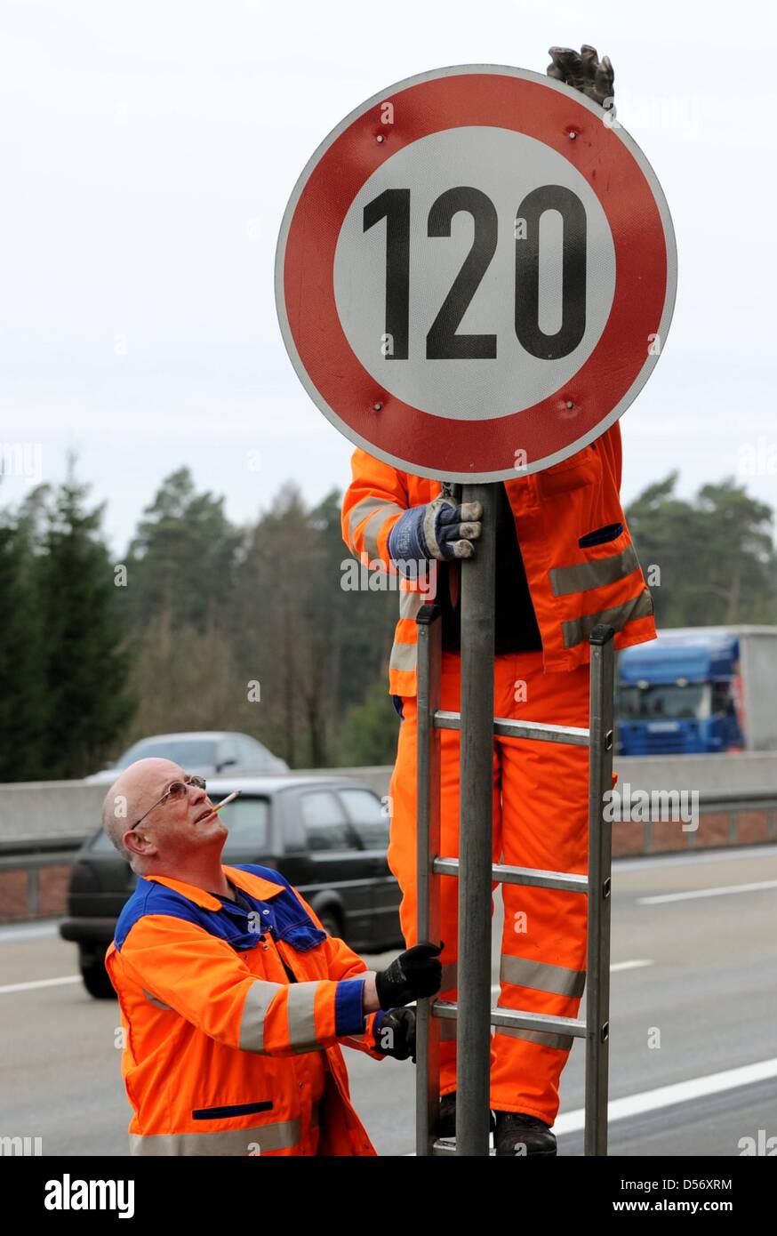 Autobahns hi-res stock photography and images - Alamy