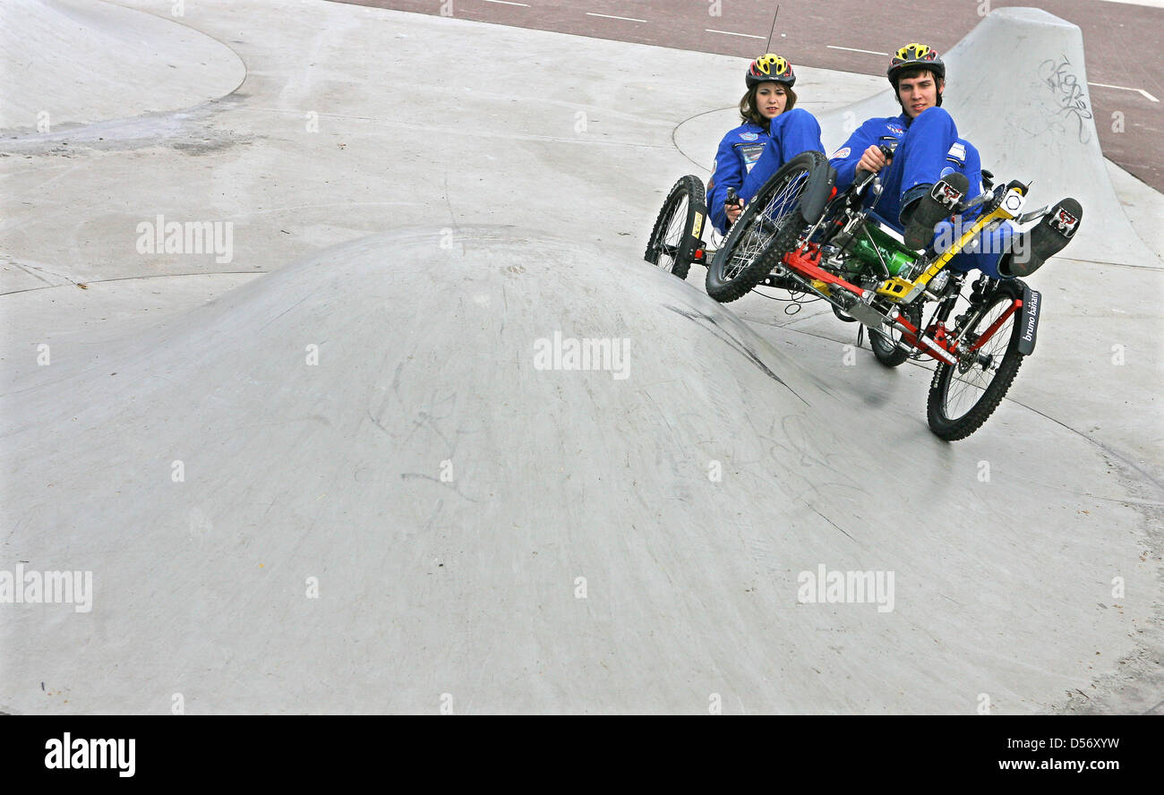Vehicle specifications hi-res stock photography and images - Alamy