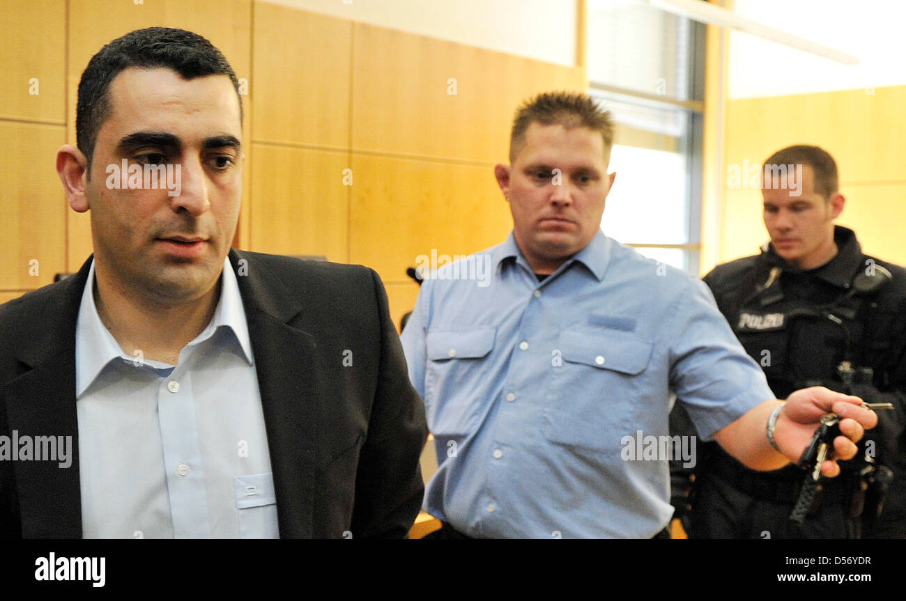 Court usher armed police officers hi-res stock photography and images ...