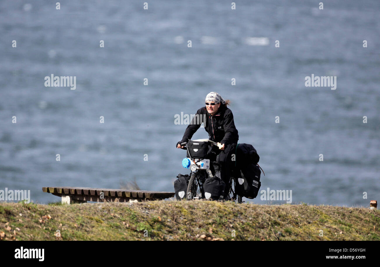 Extreme athlete Thomas Meixner sets out for his journey to Russia in ...