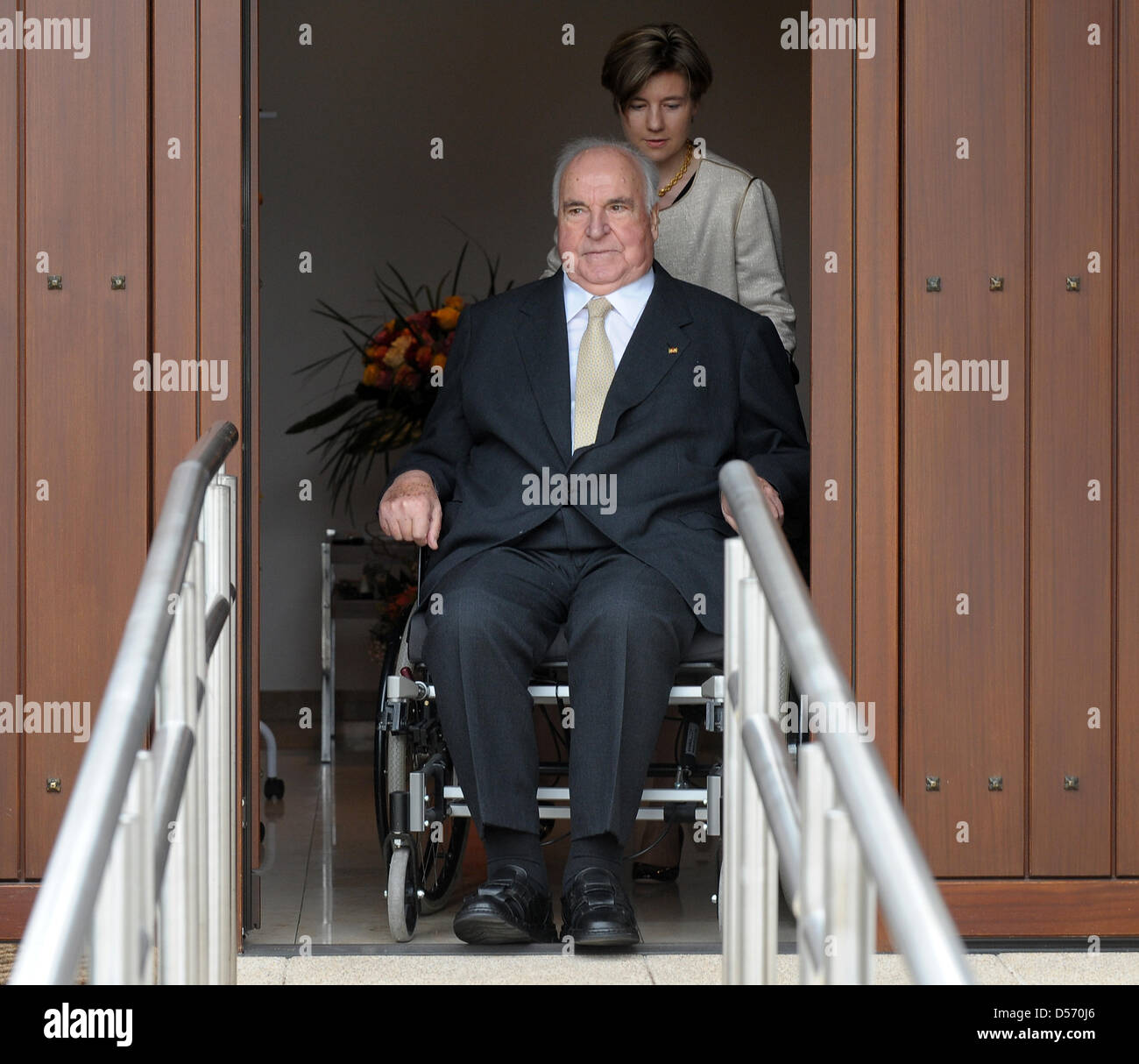 Former German chancellor Helmut Kohl and his wife Maike Kohl-Richter ...