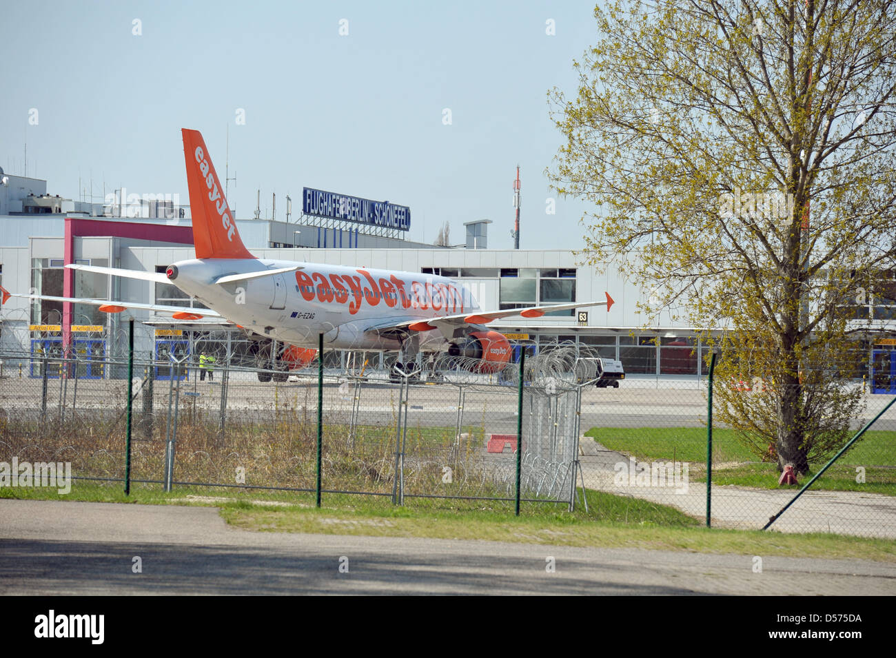 An easyJet airplane stands at the airport in Berlin-Schoenefeld ...
