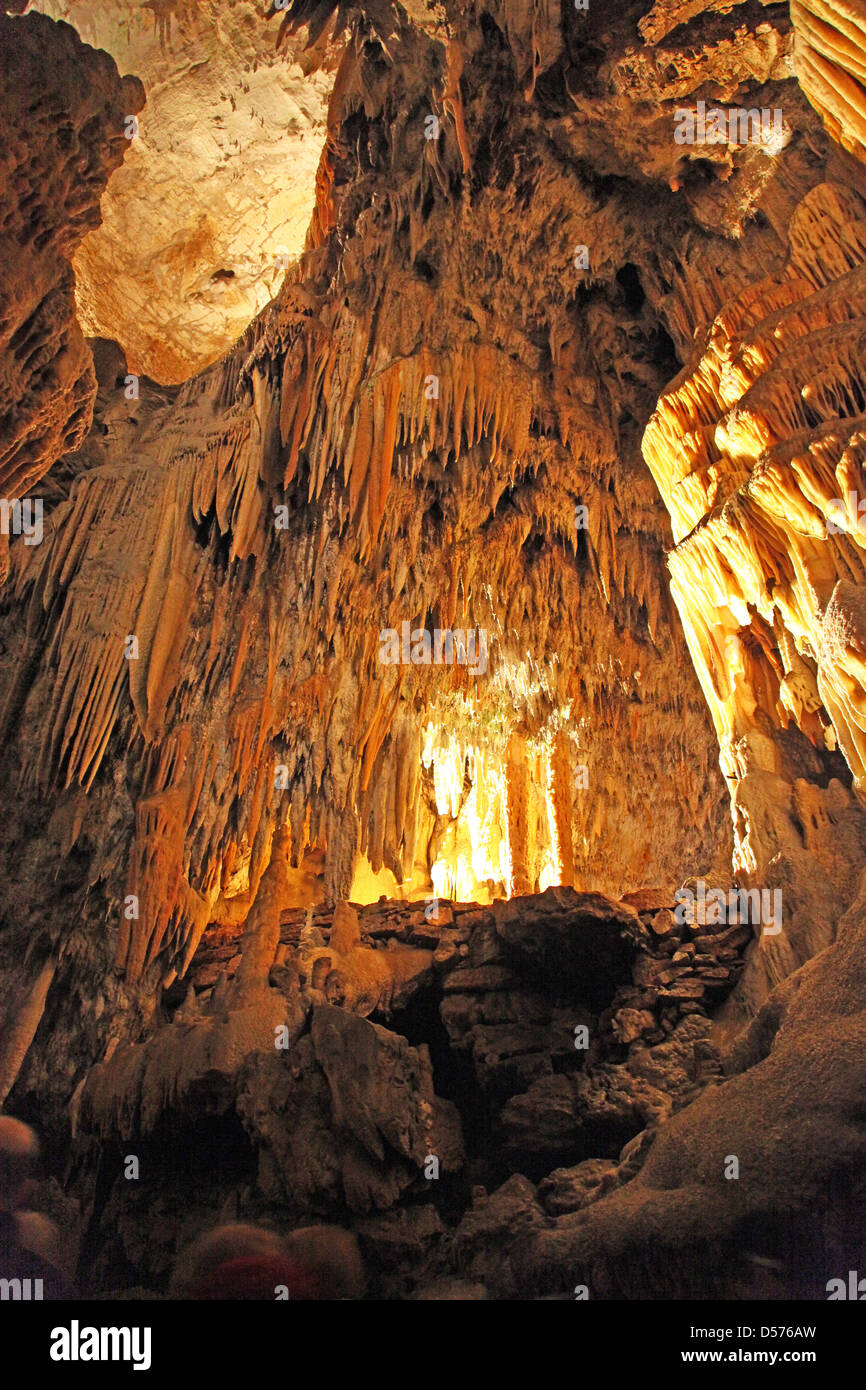 Stalactites and stalagmites hi-res stock photography and images - Alamy