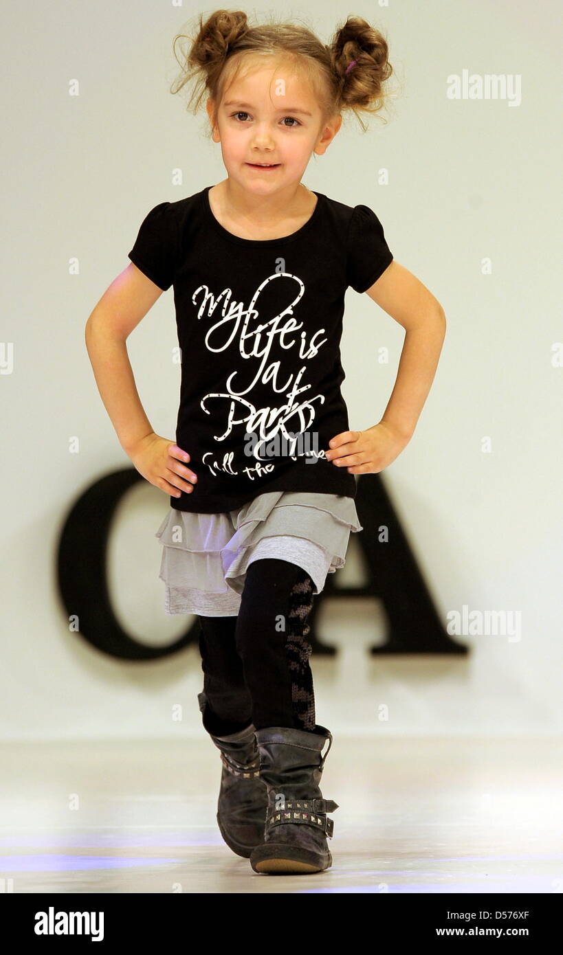 Models present fashion by C&A within the scope of the German fashion ...