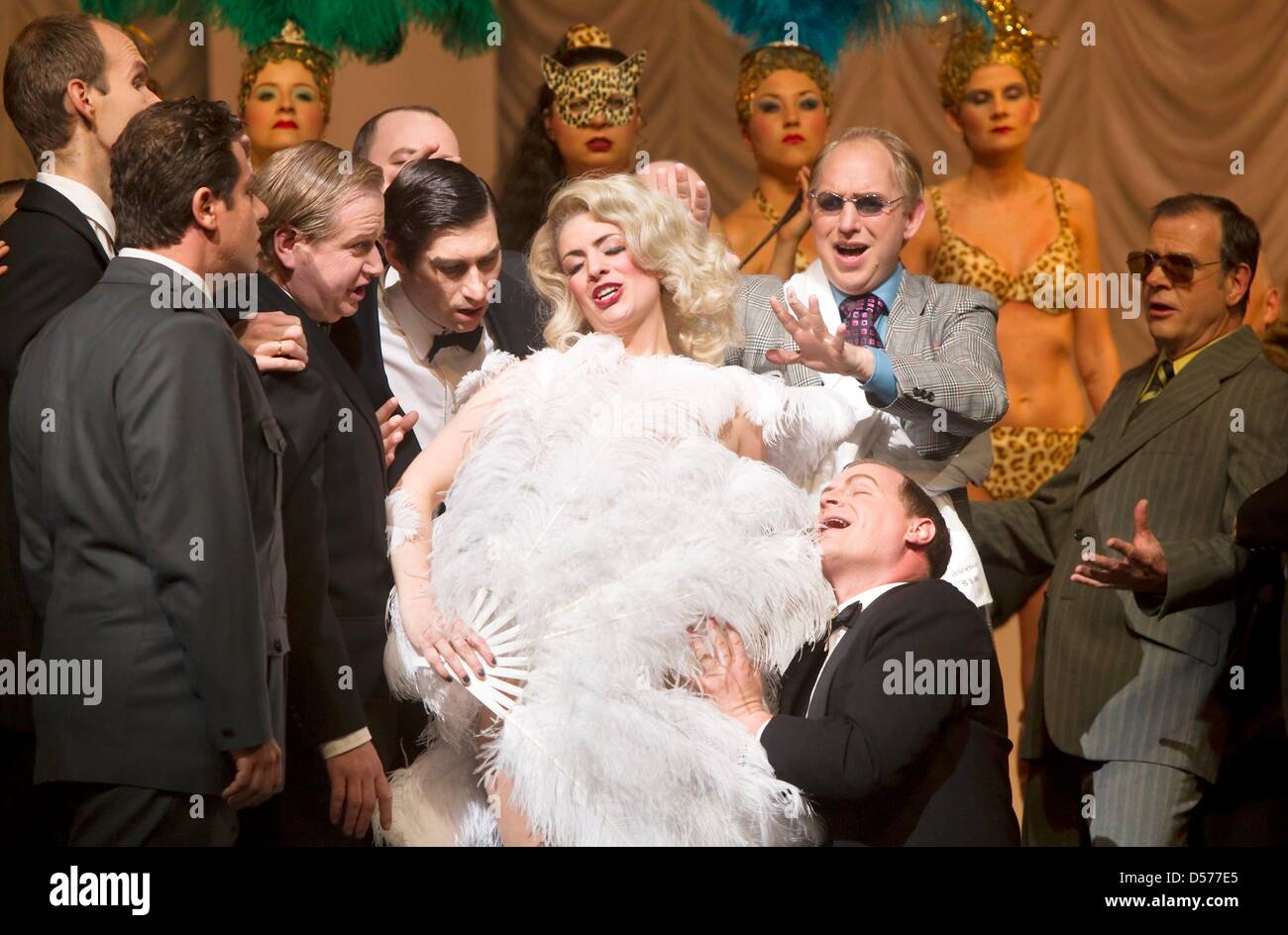 Soprano singer Ilia Papandreou (C), starring as 'Nana', rehearses with ...