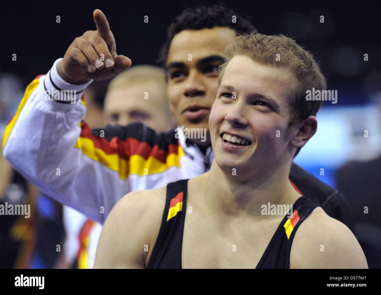 Team round table hi-res stock photography and images - Alamy