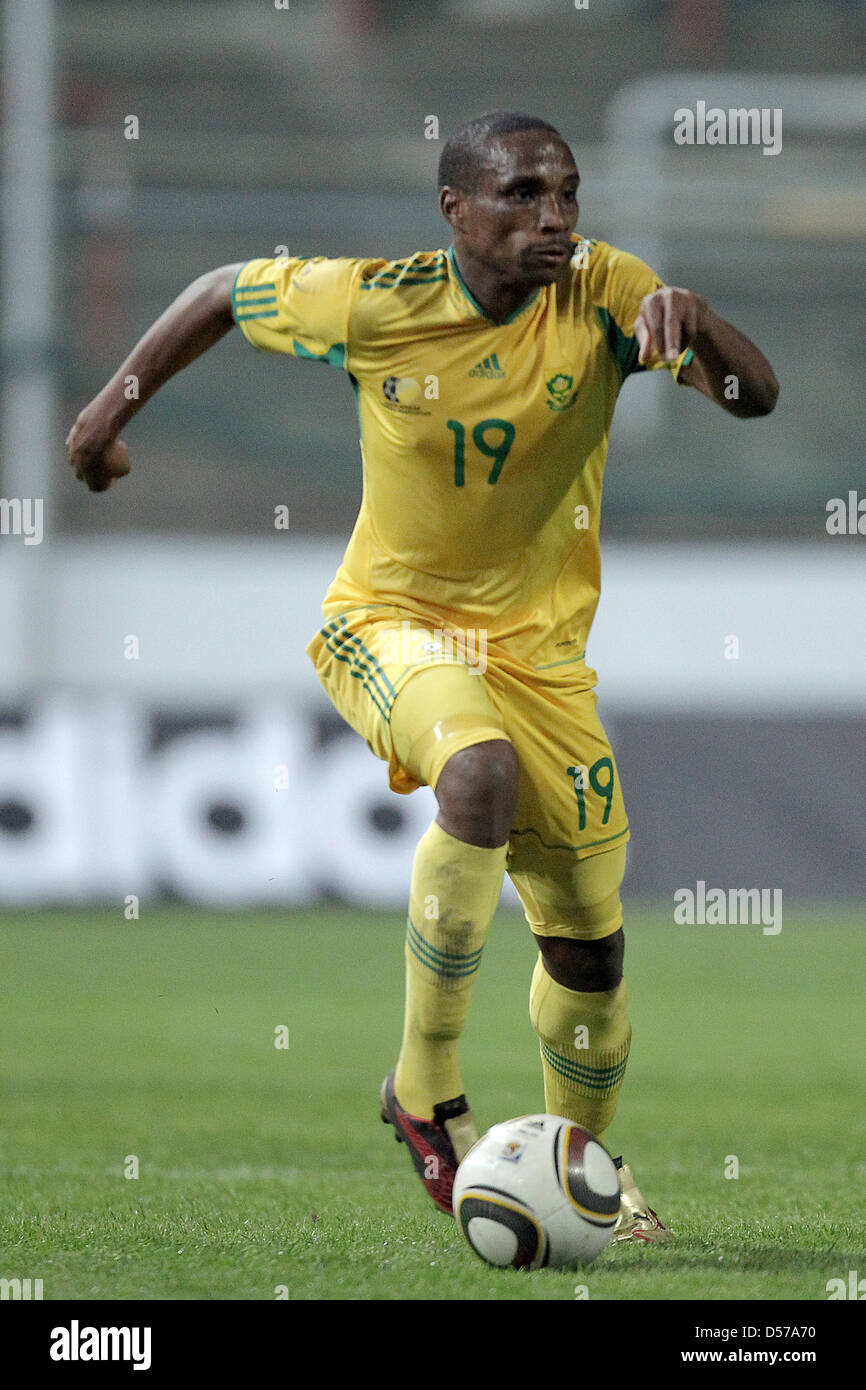 South African Surprise Moriri in action during the international soccer ...
