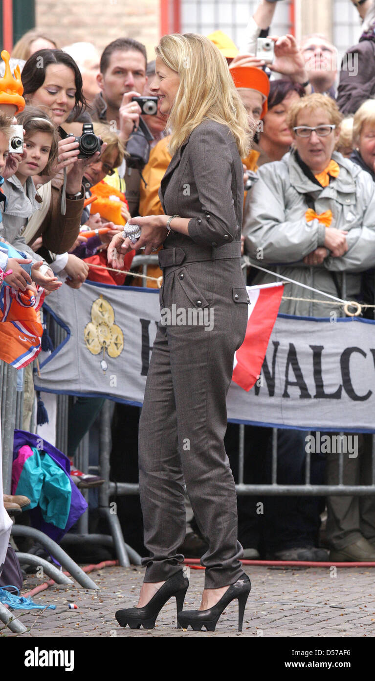 Princess Mabel of the Netherlands attends the Queensday (Koninginnedag ...