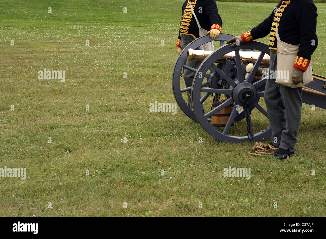 Wheel of a canon hi-res stock photography and images - Alamy