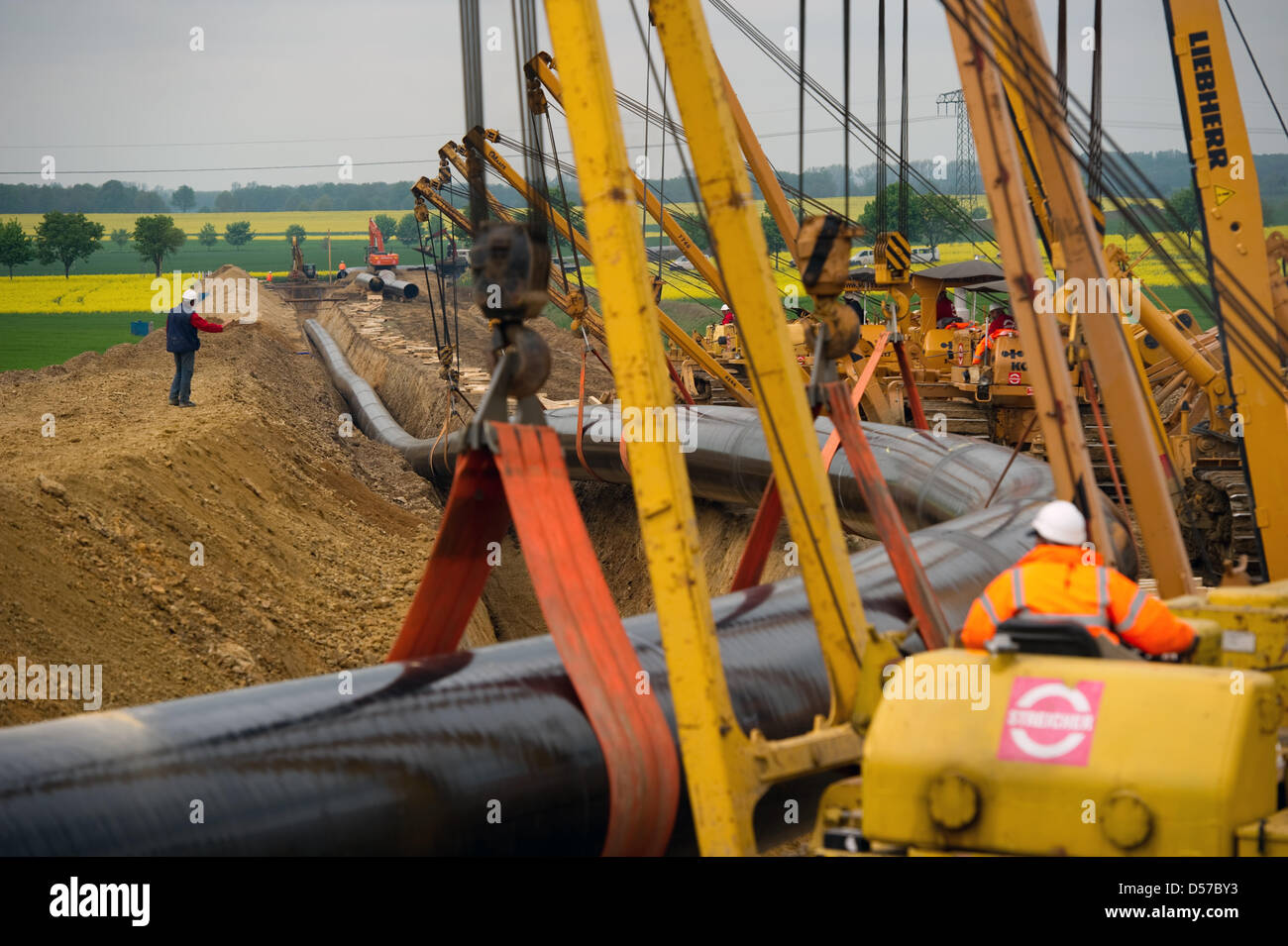 A part of the OPAL pipeline was constructed near Reineresdorf, Germany ...