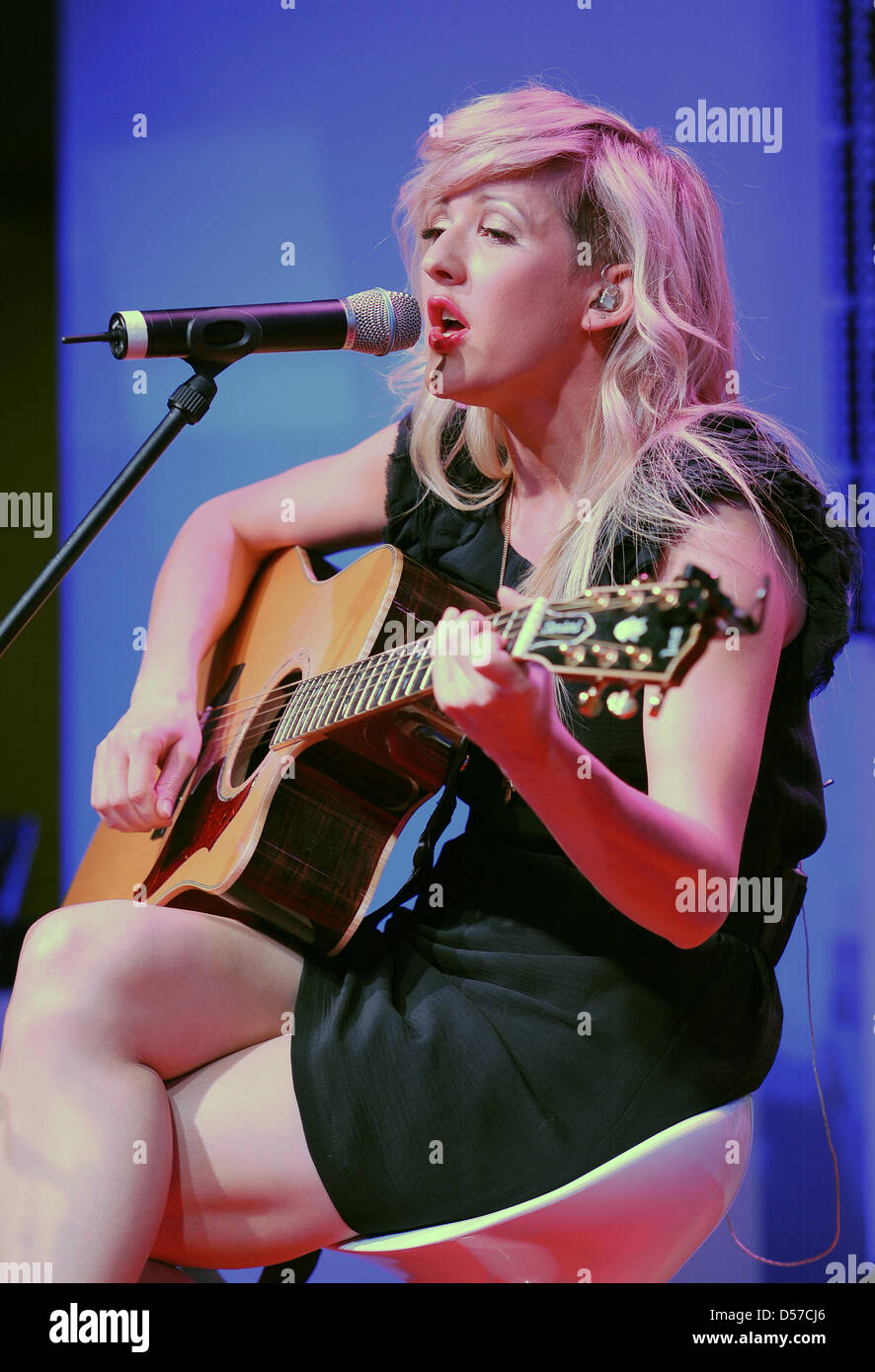 British singer Ellie Goulding performs during the 'OK! Style Award 2010 ...