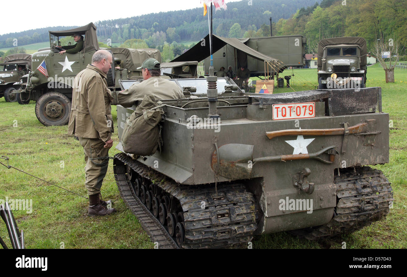 Historical WWII military vehicles from Belgium, Czech Republic and ...