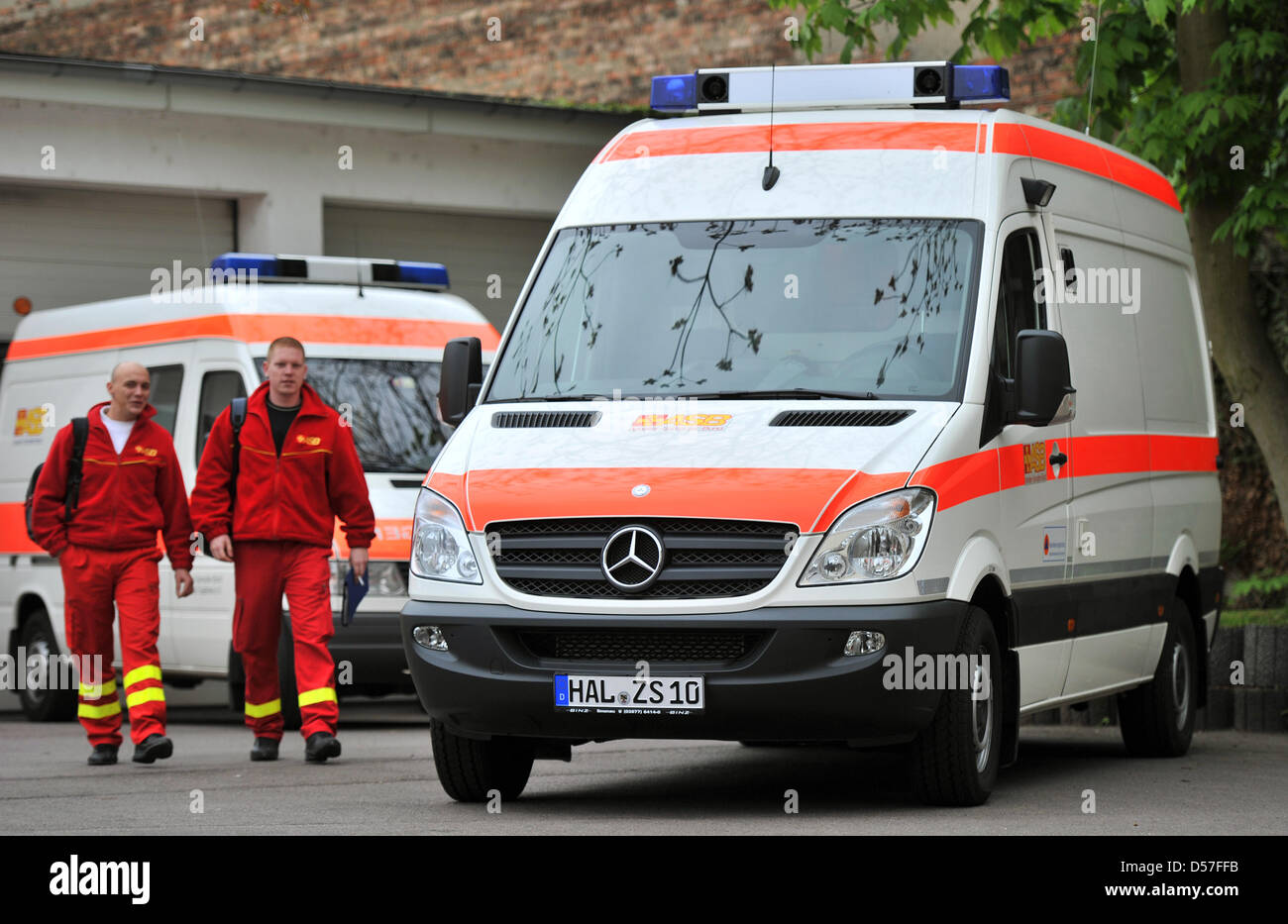 Employees of the Workers' Samaratian Fedferation Germany ASB (Arbeiter ...