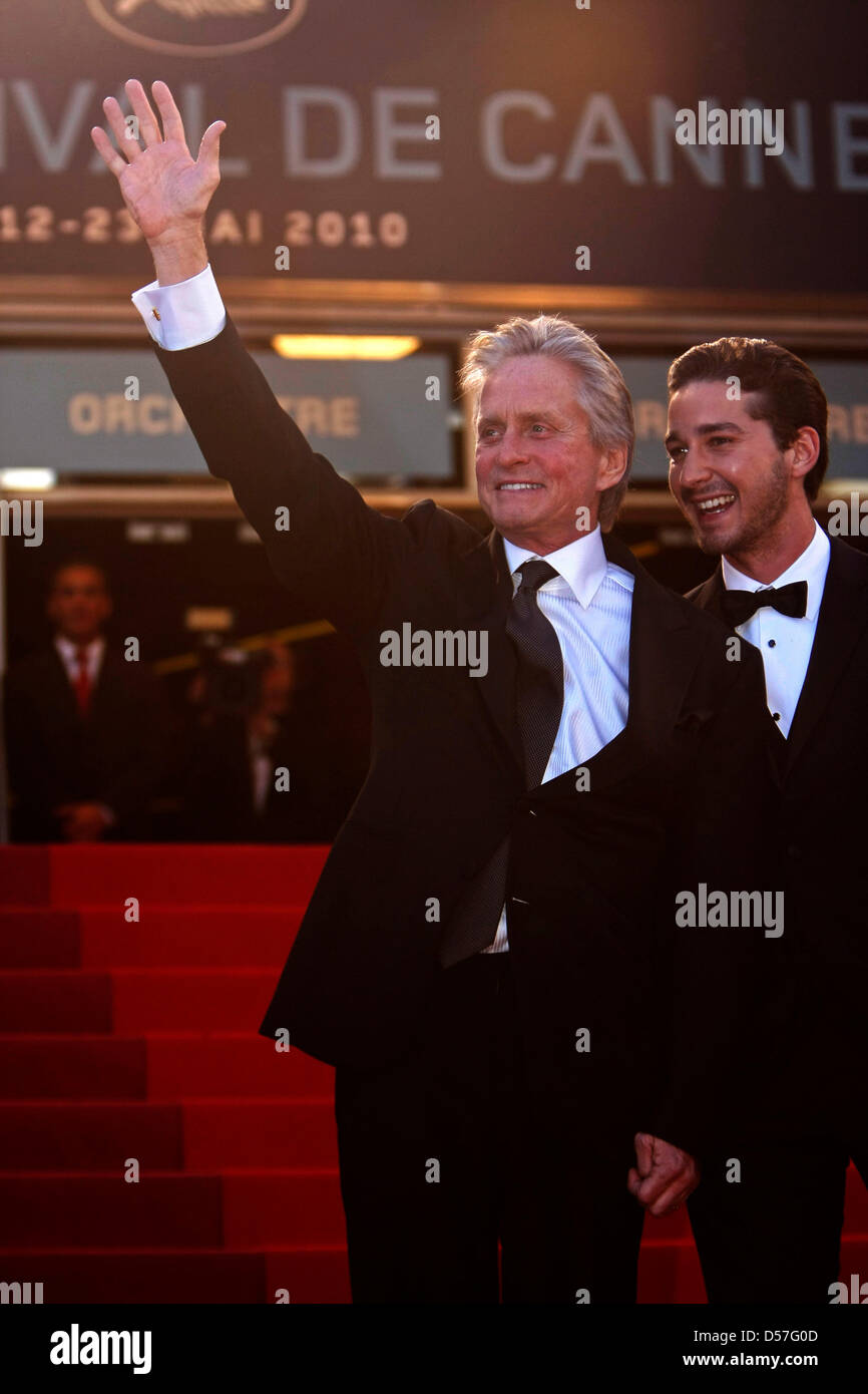 US actor Michael Douglas arrives for the premiere of 'Wall Street ...
