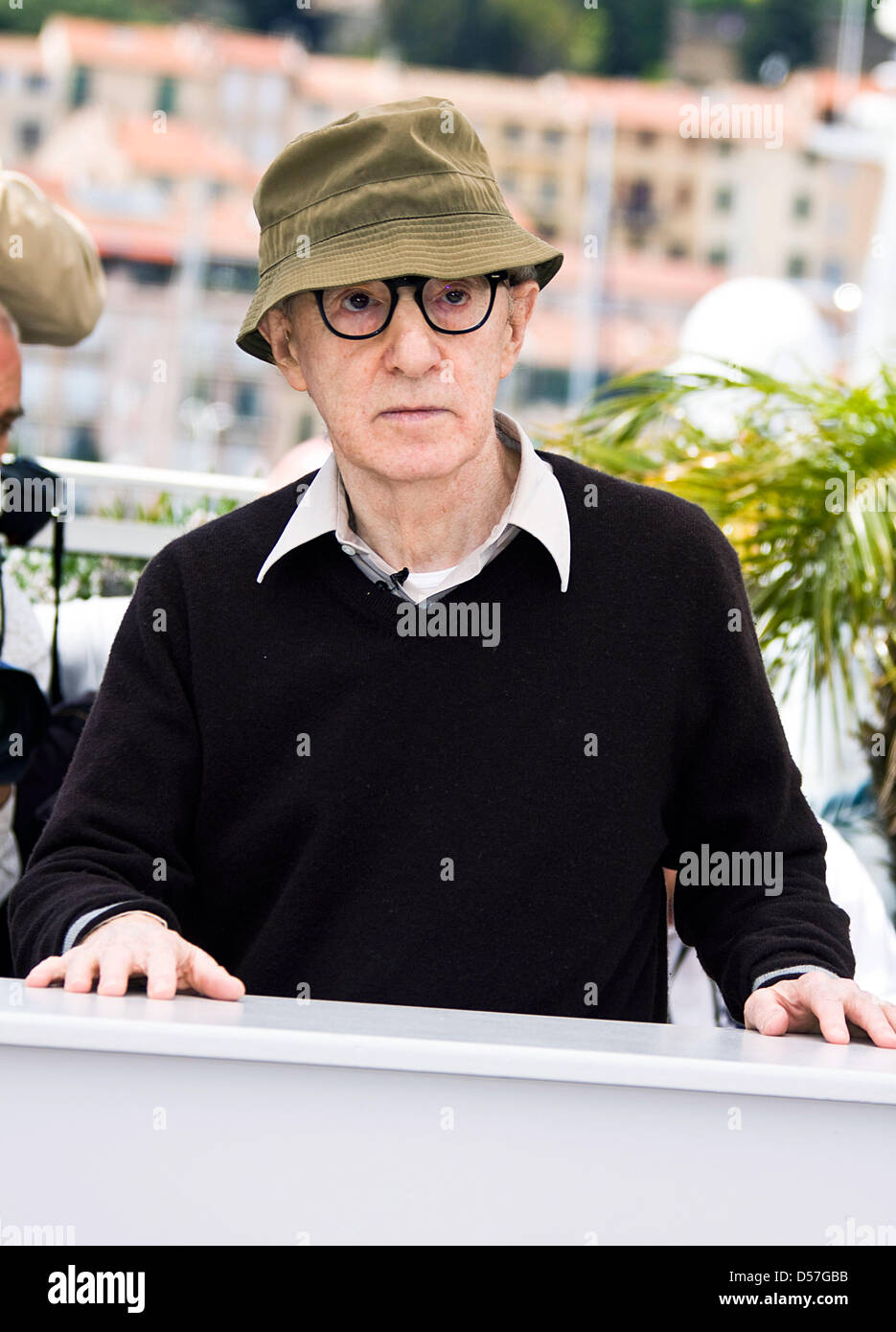 Meet the filmmaker hi-res stock photography and images - Alamy