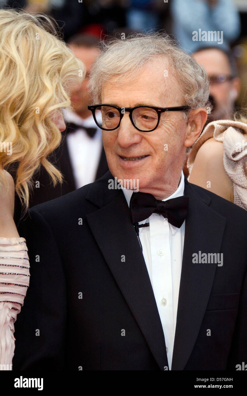 Woody allen smiling hi-res stock photography and images - Alamy