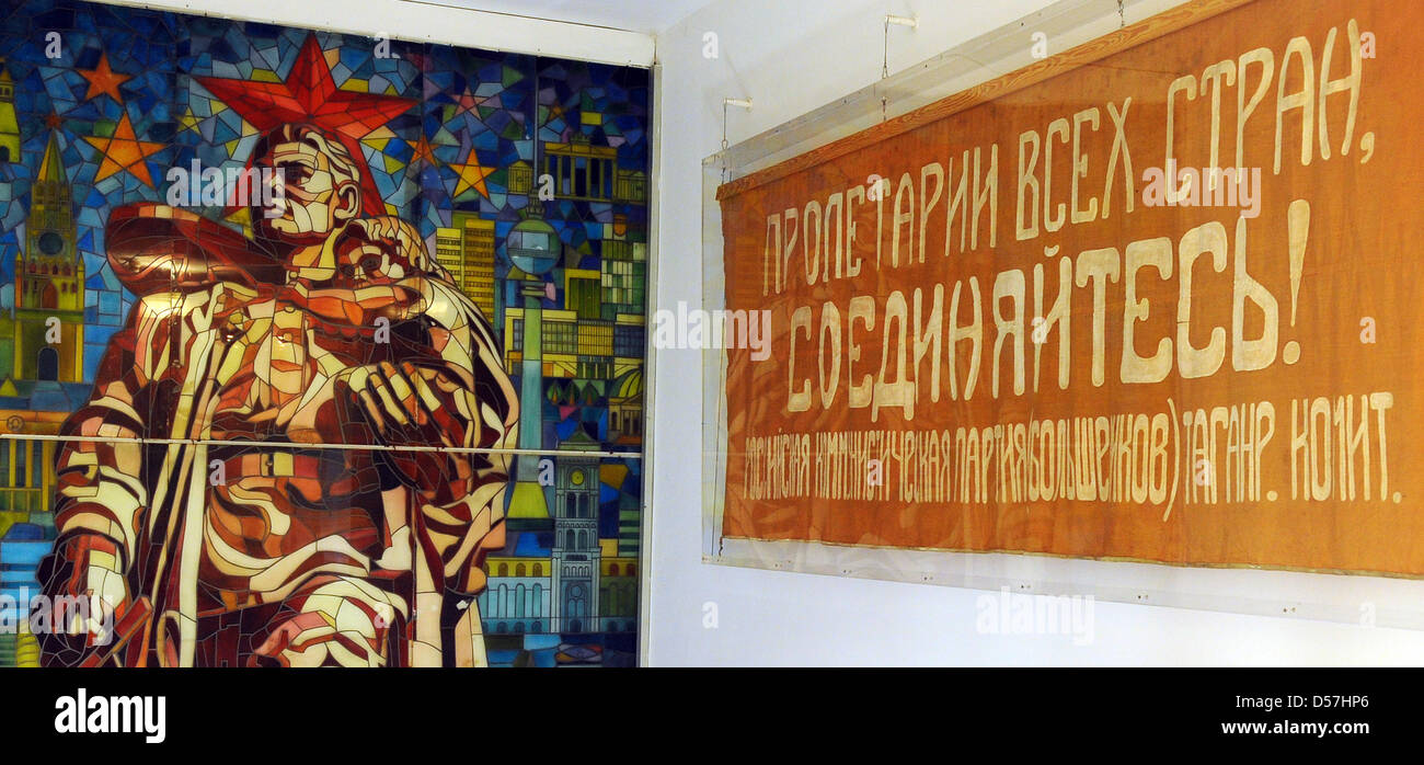 Proletarians hi-res stock photography and images - Alamy