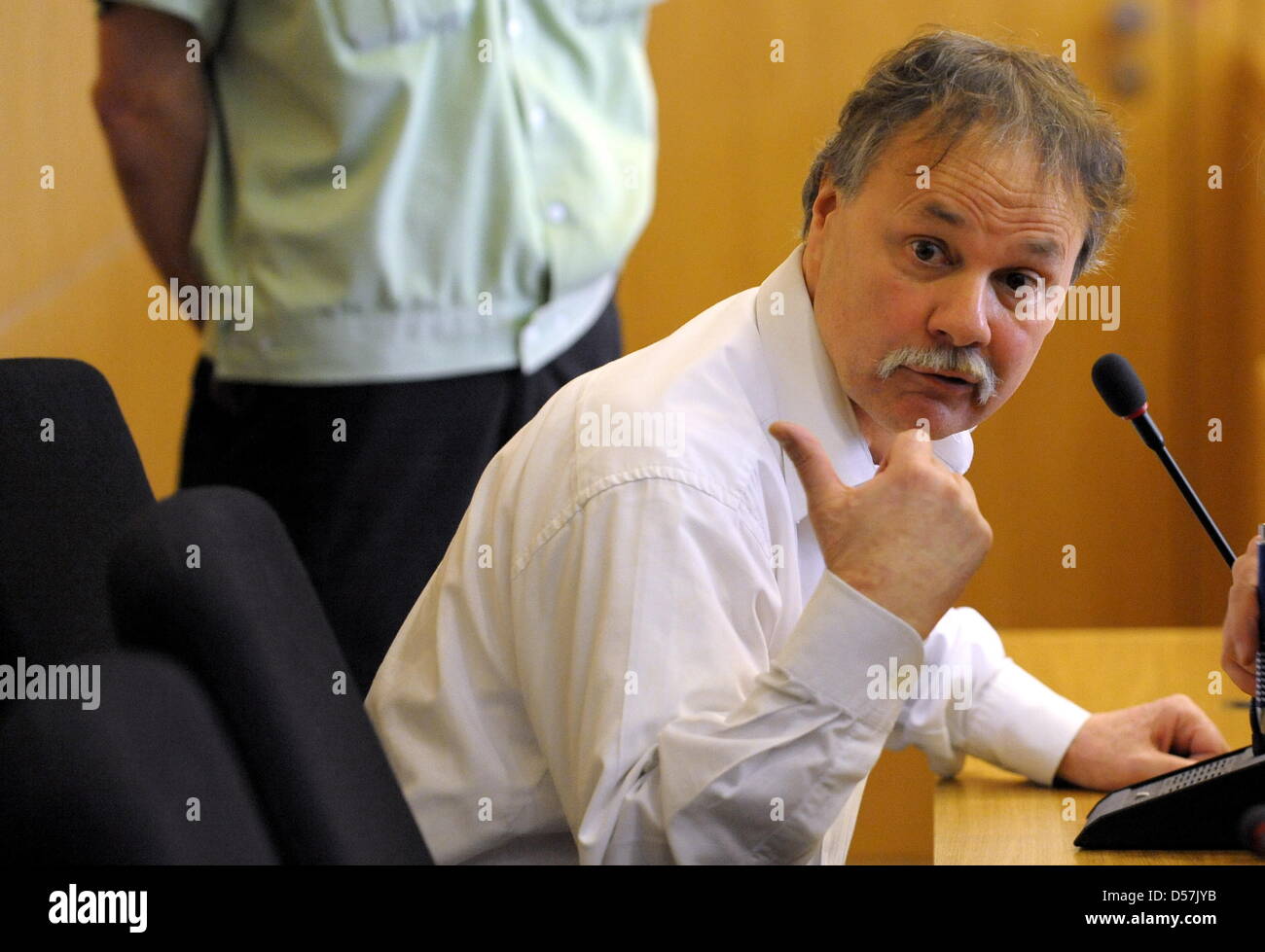 Defendant Michael Heckhoff sits in the dock in a courtroom in Aachen ...