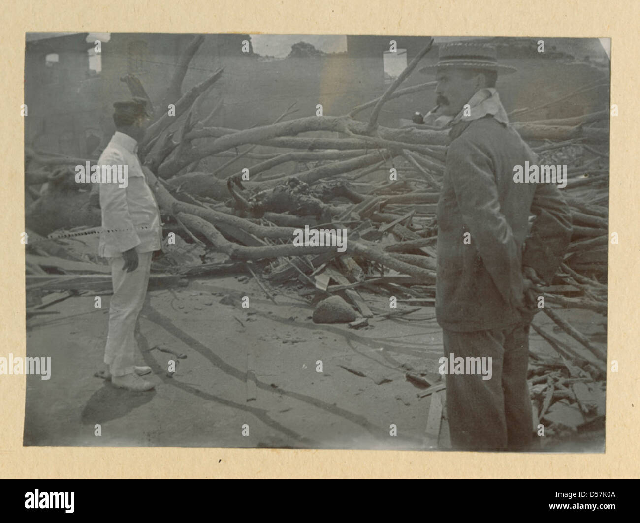 Mount pelee eruption 1902 hi-res stock photography and images - Alamy