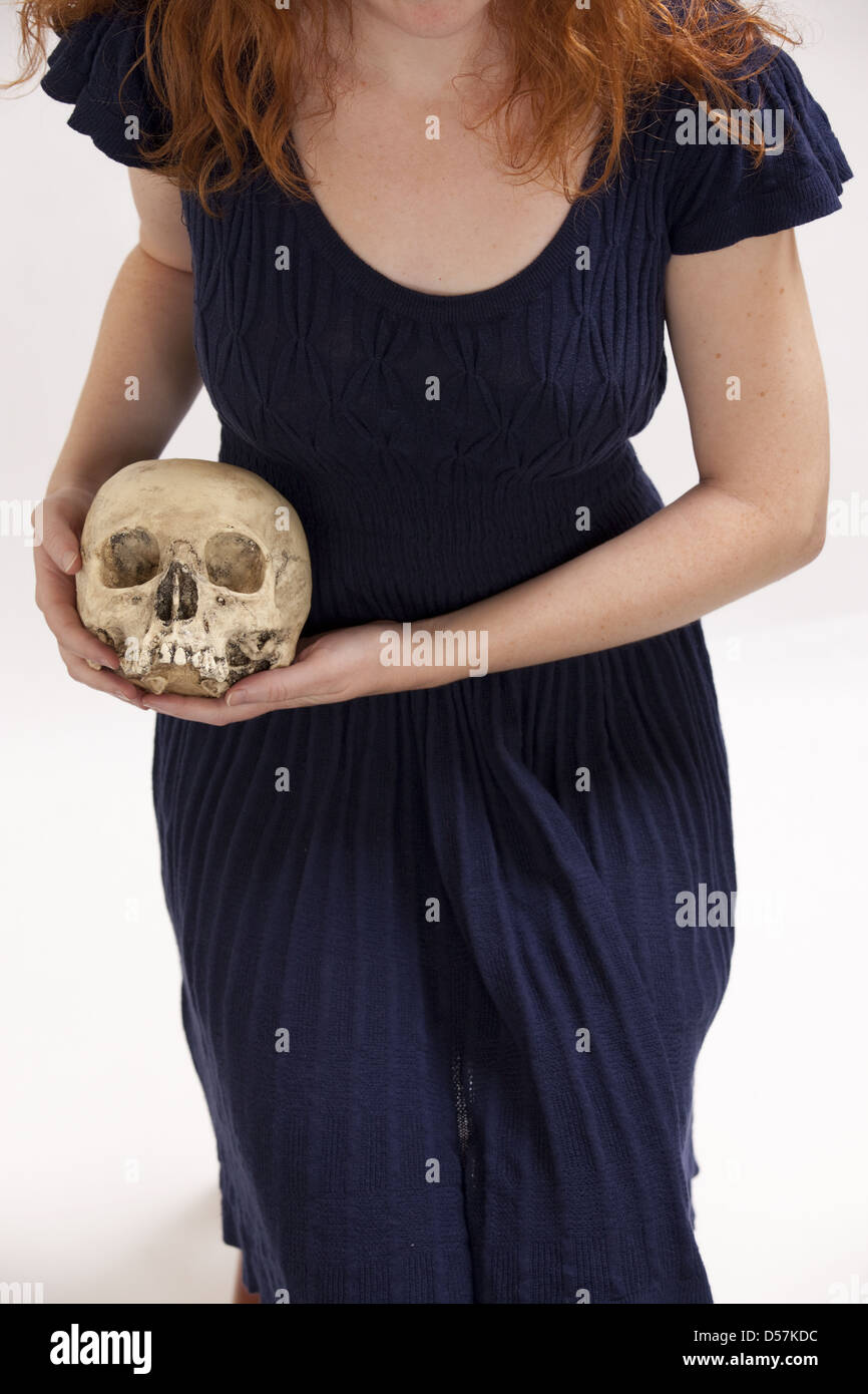 Female human skull hi-res stock photography and images - Alamy