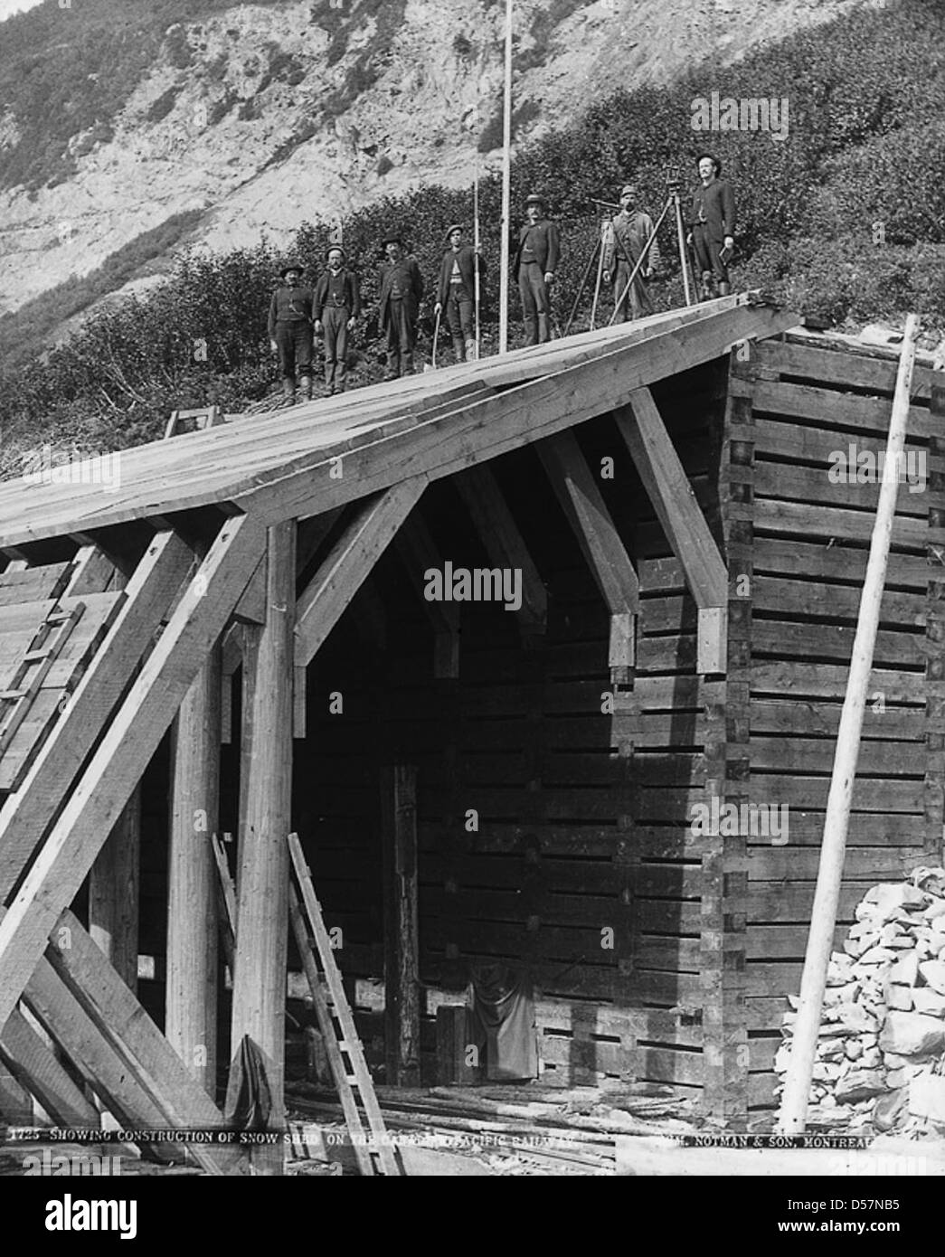 Shed construction Black and White Stock Photos & Images - Alamy