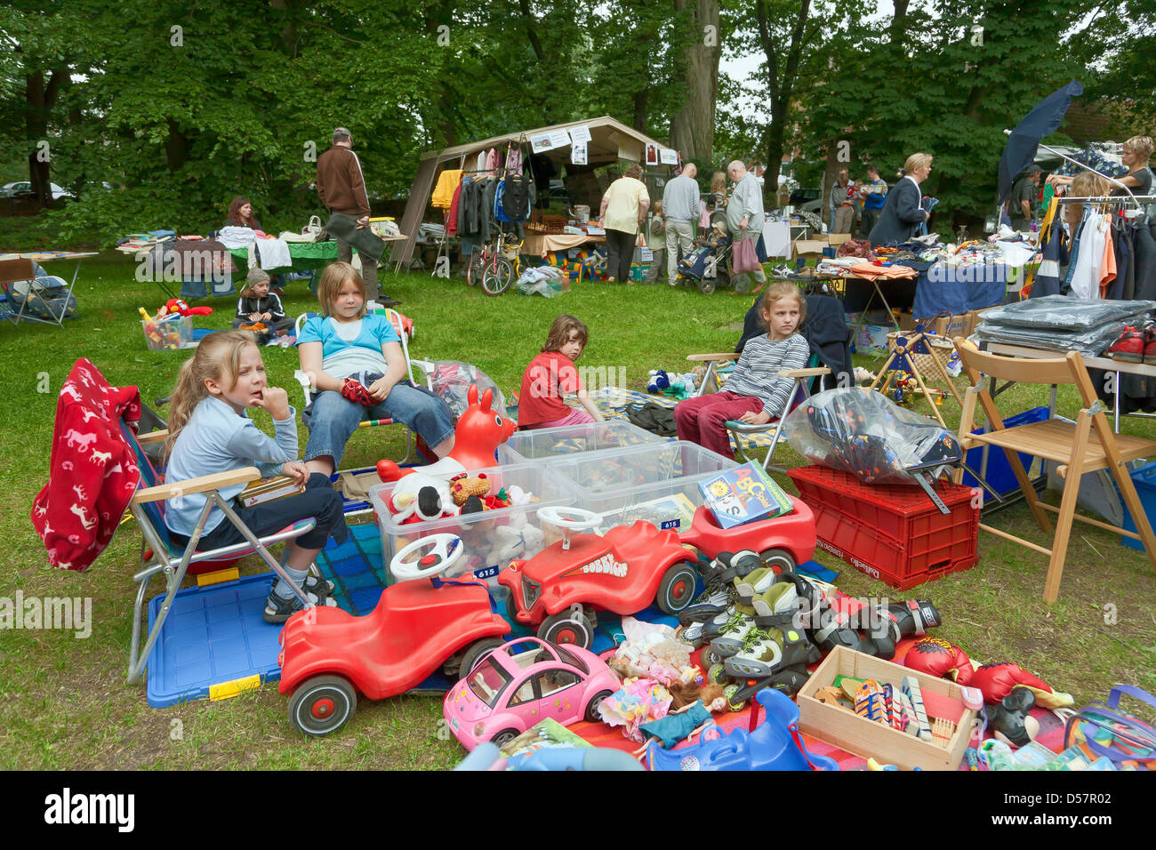 Heidenau, Germany, children at a flea market in the country Stock Photo ...