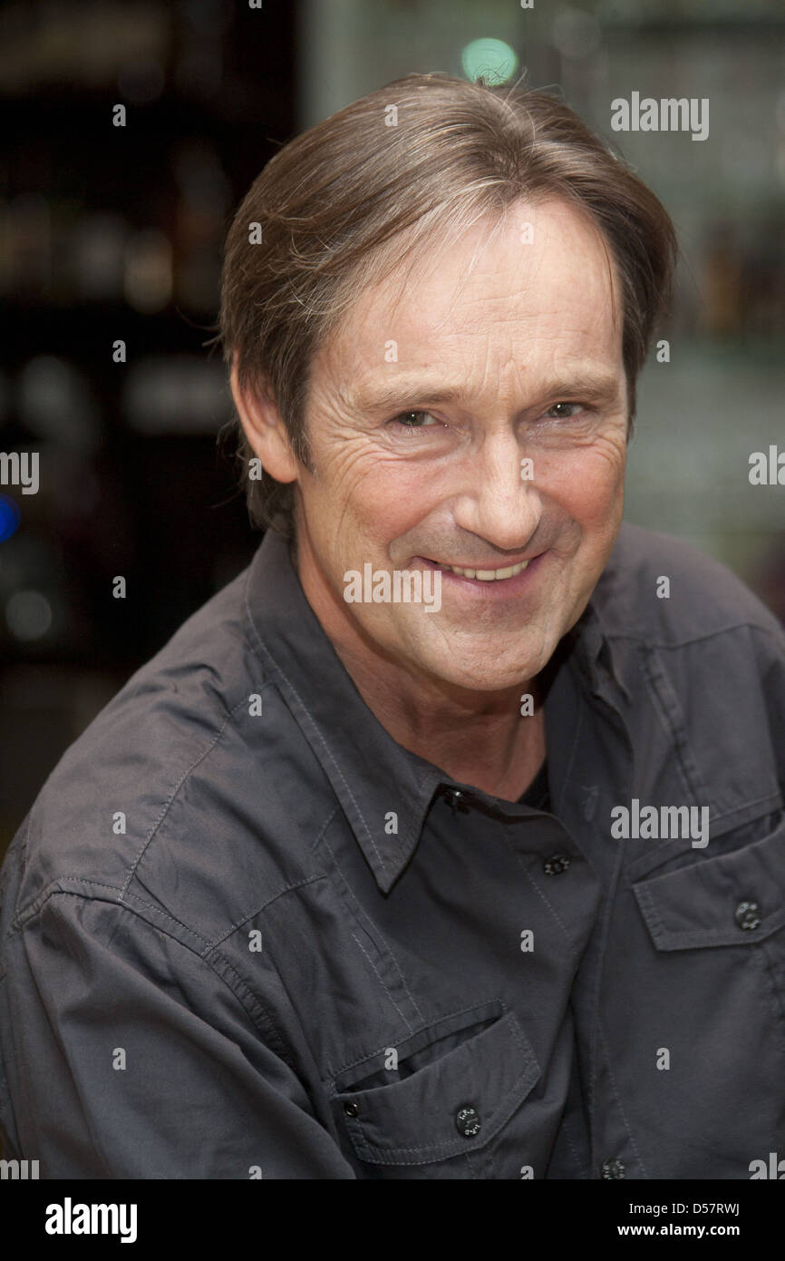 Helmut zierl present zdf movie diagnose liebe hi-res stock photography ...