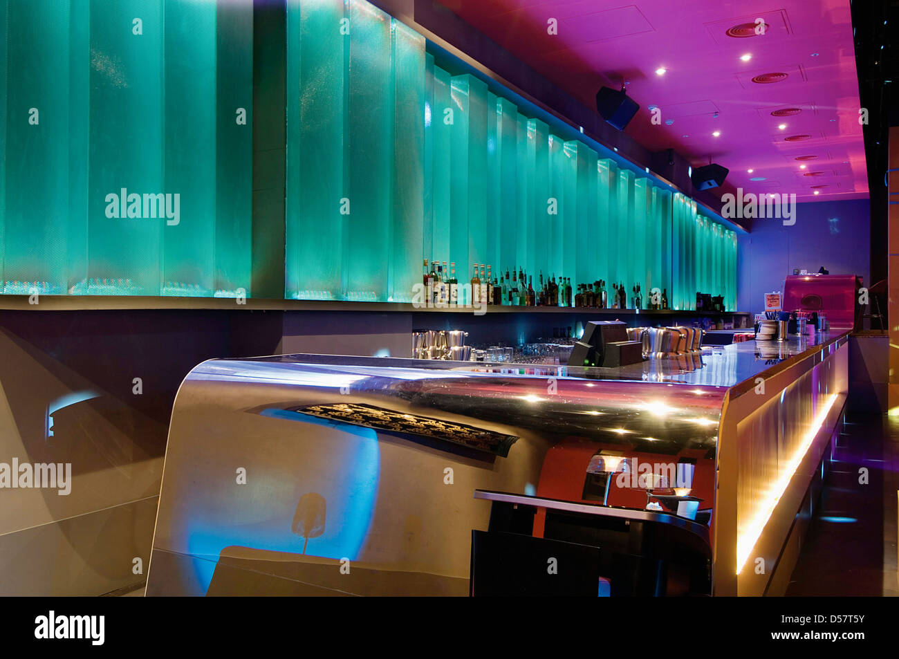 Bar inside nightclub Stock Photo - Alamy