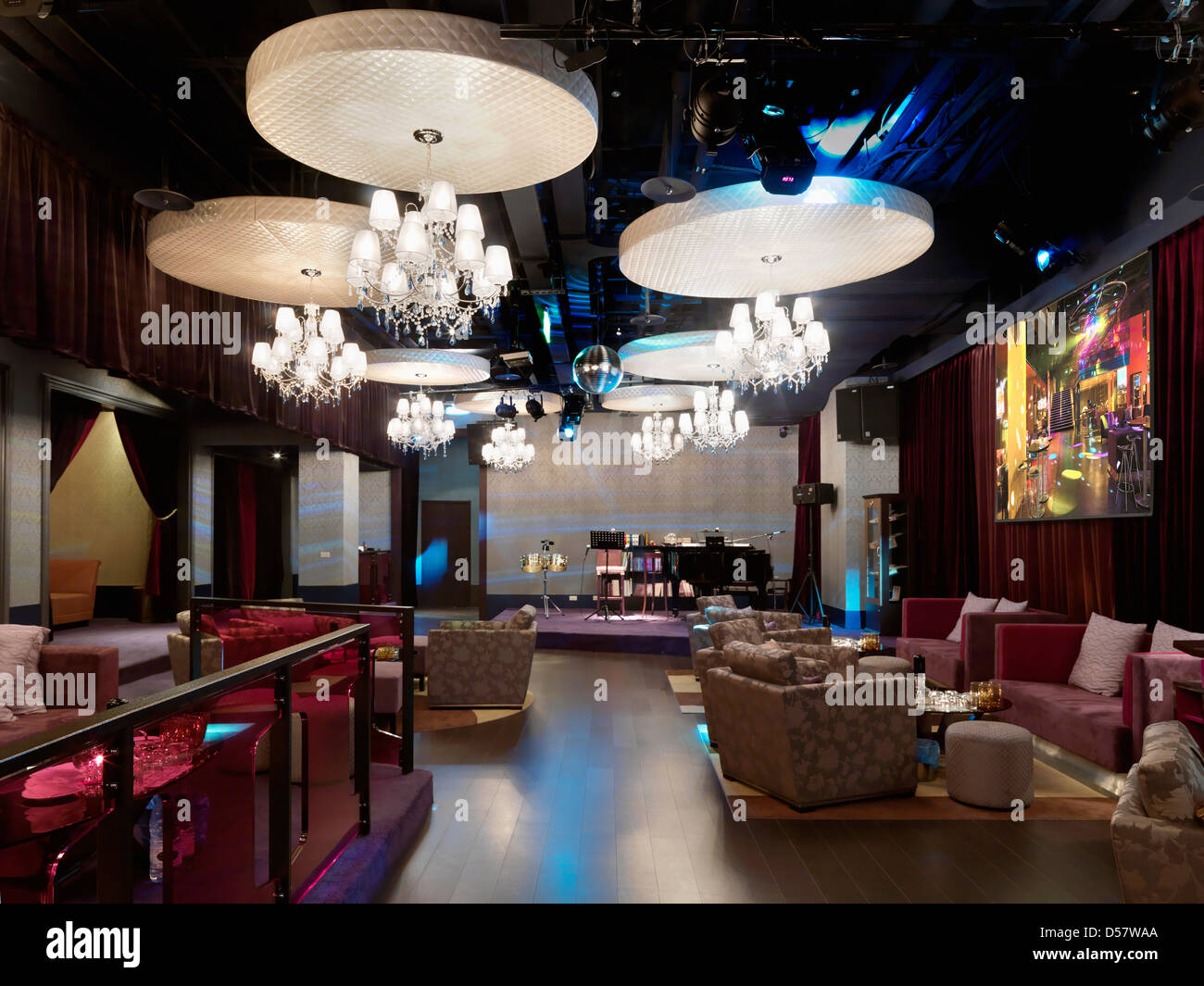 Lounge area in a modern nightclub Stock Photo - Alamy