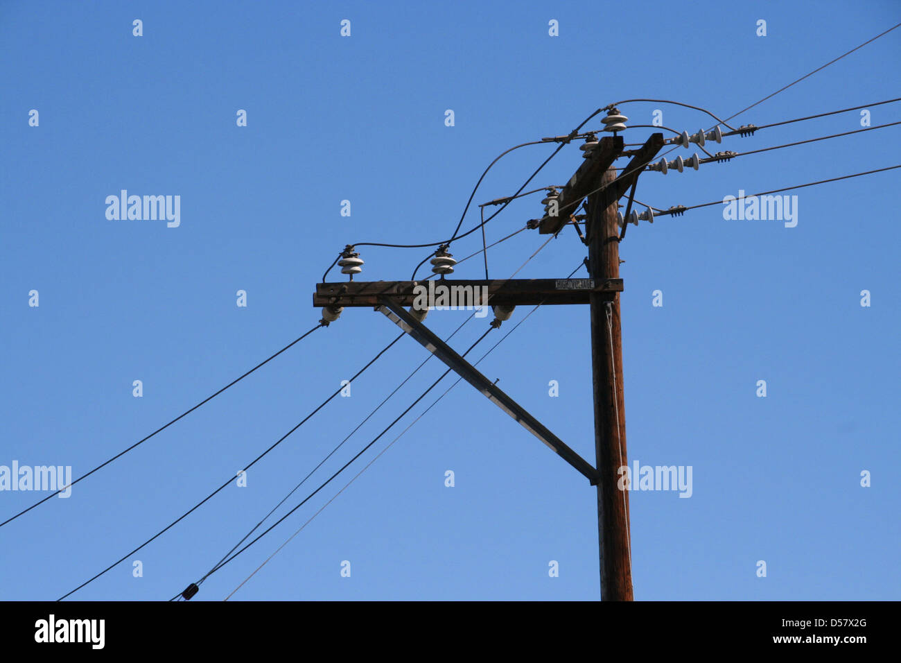 Utility pole and wires hi-res stock photography and images - Alamy