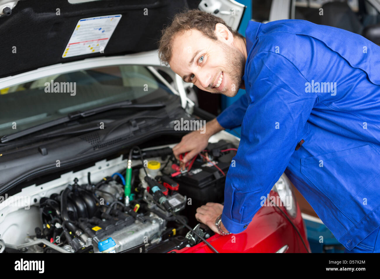 Parts of a car hi-res stock photography and images - Alamy