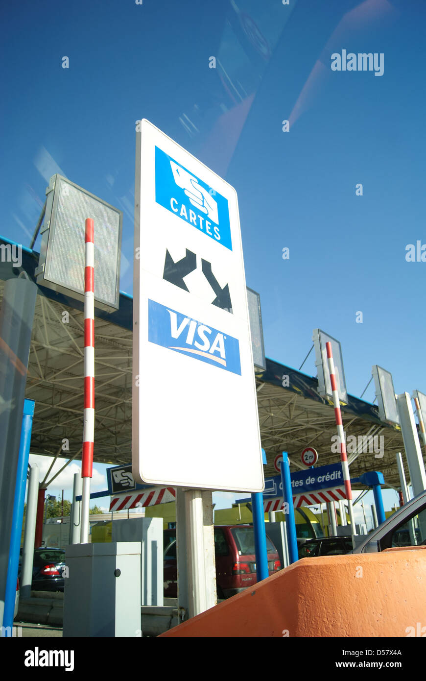 Payment by visa card hi-res stock photography and images - Alamy