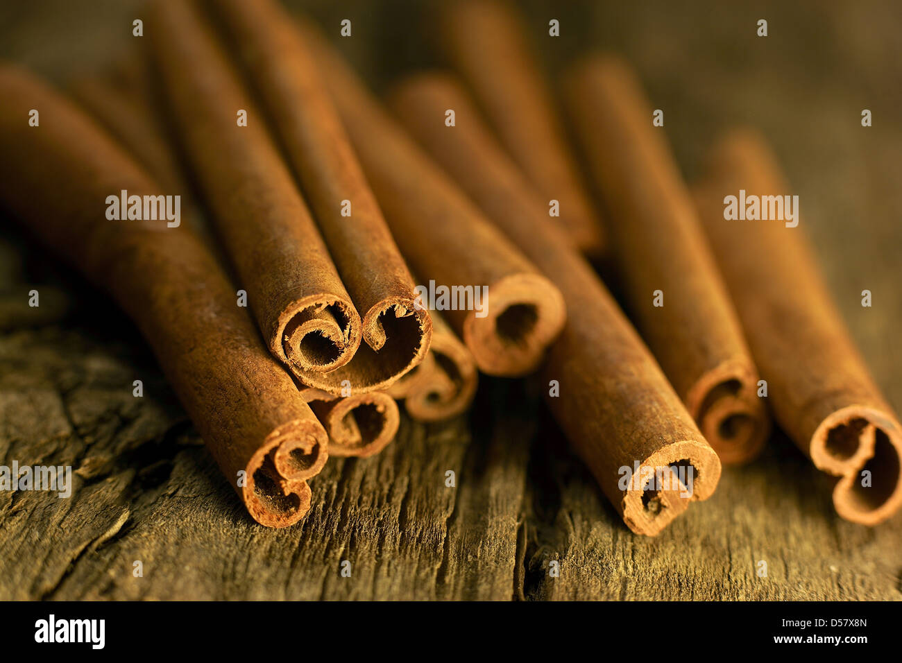Vanilla sticks hi-res stock photography and images - Alamy