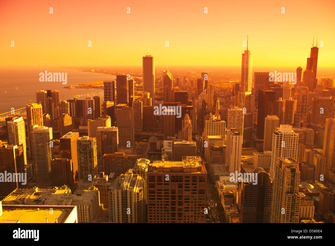 LOOP SKYLINE DOWNTOWN CHICAGO ILLINOIS USA Stock Photo - Alamy