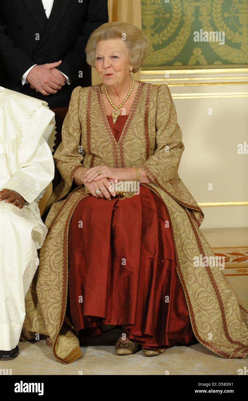 Princess Maxima of the Netherlands and President of Mali Amadou Toumani ...