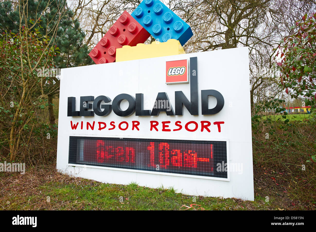 Entrance to legoland windsor hi-res stock photography and images - Alamy
