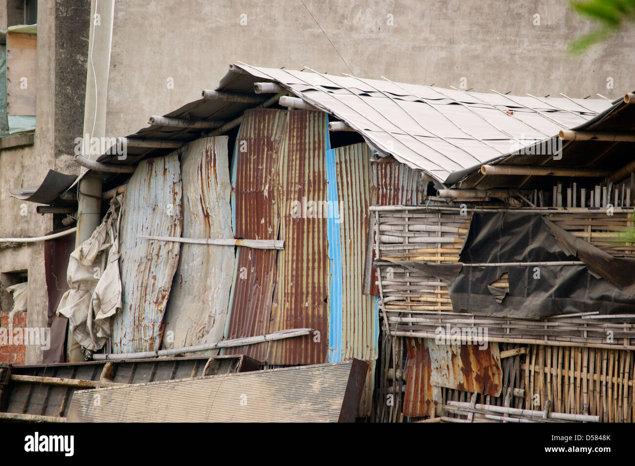 Corrugated Metal Building Stock Photos & Corrugated Metal Building ...
