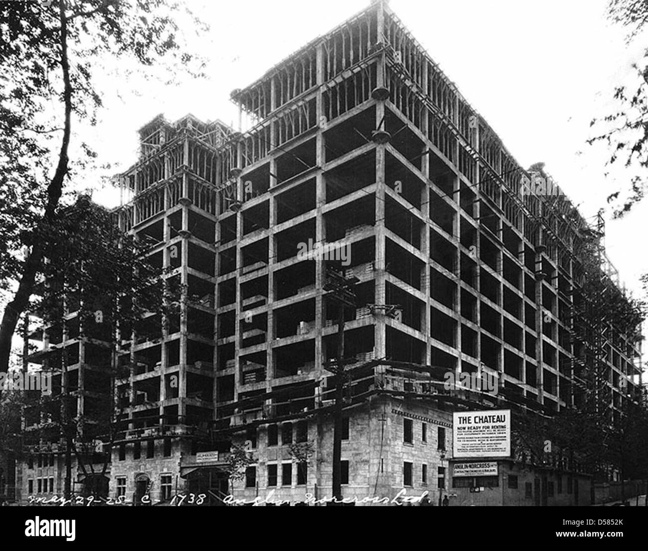 The Chateau Apartments, located on Sherbrooke Street in Montreal, were ...
