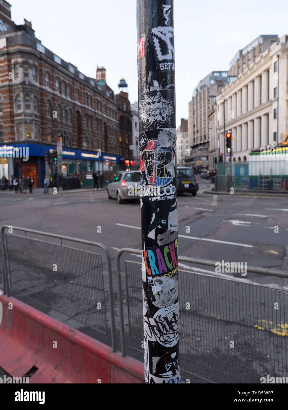 Tottenham street sign hi-res stock photography and images - Alamy