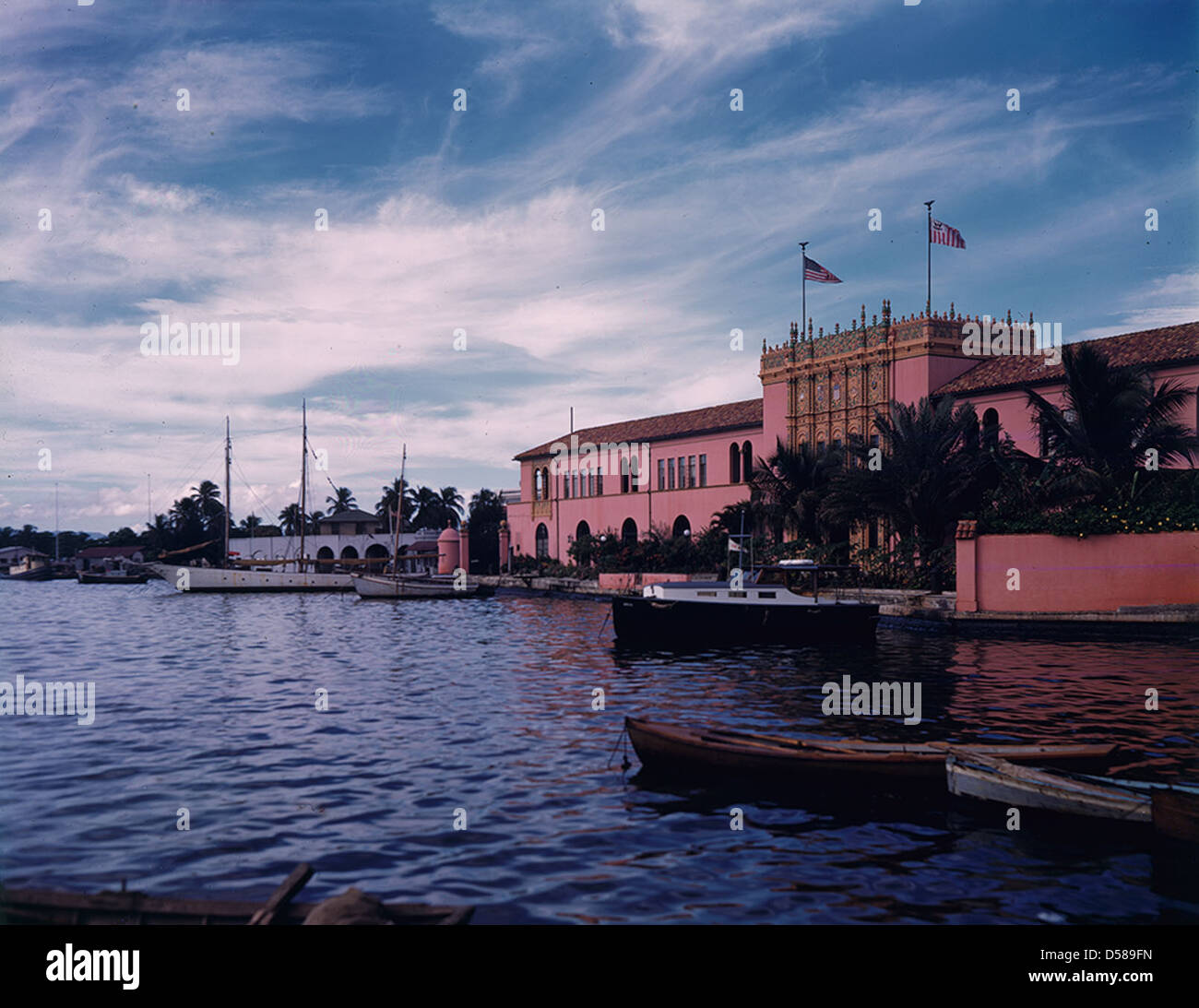 Exterior view of the U.S. Custom House in San Juan, Puerto Rico ...