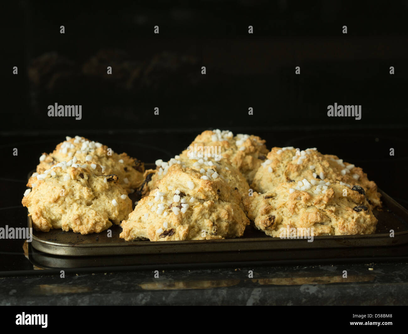 Ready made cakes hi-res stock photography and images - Alamy